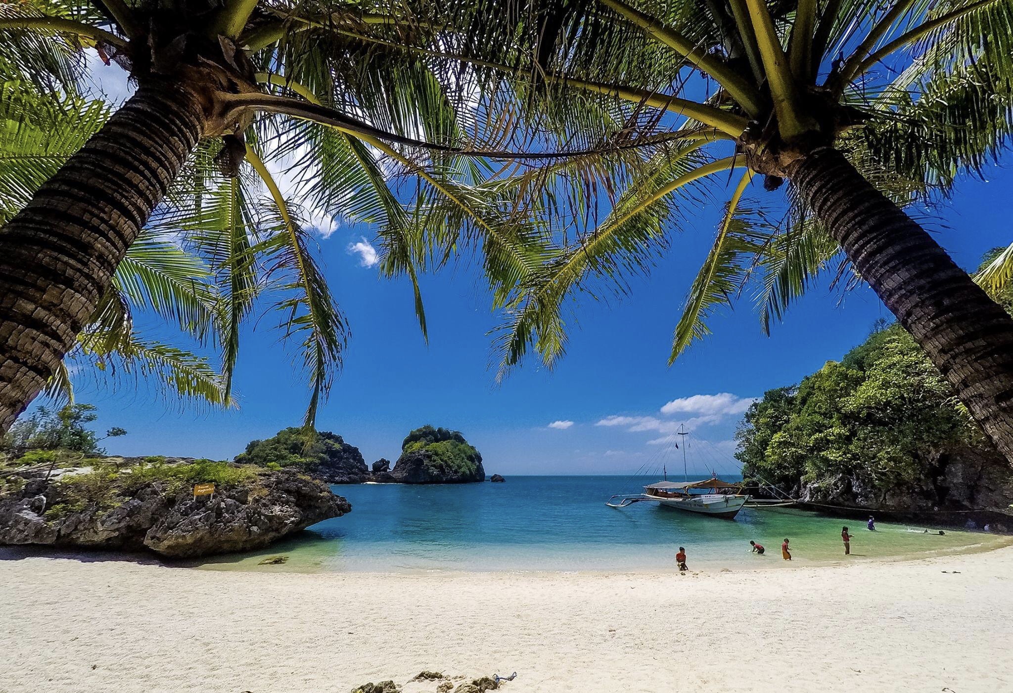 Tatlong Pulo Beach| Beach Resort For Sale | Global Properties Consultants