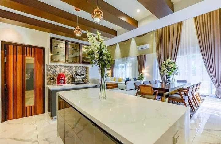 6 Bedroom, 2-Storey, Brand New, Modern House, Multinational Village ...