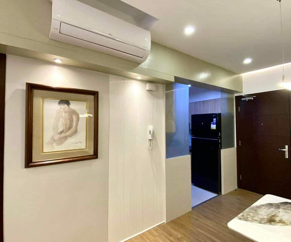 Tastefully Designed 1 bedroom Unit, Lower Penthouse at Verve Residences ...