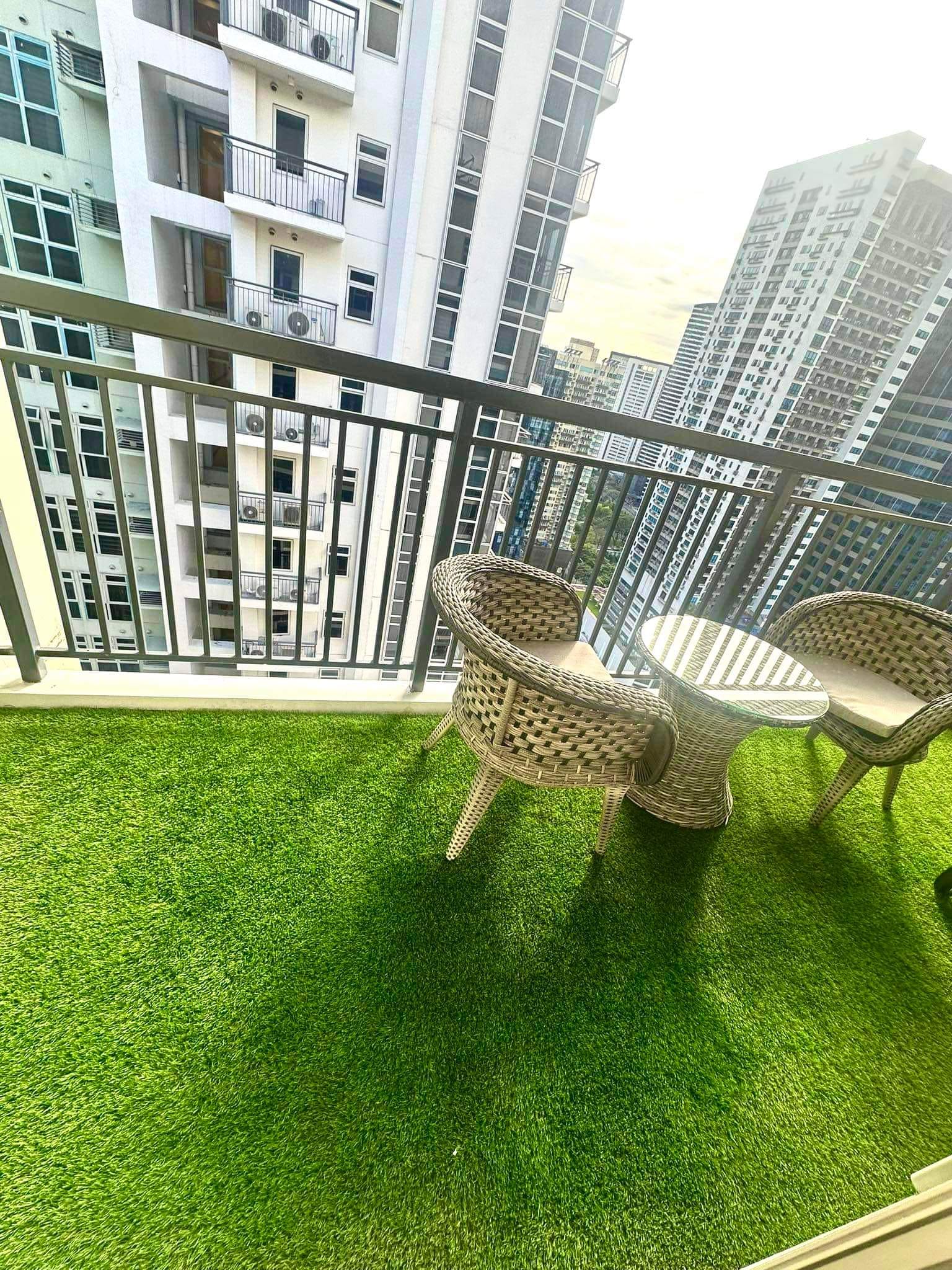 Tastefully Designed 1 bedroom Unit, Lower Penthouse at Verve Residences ...